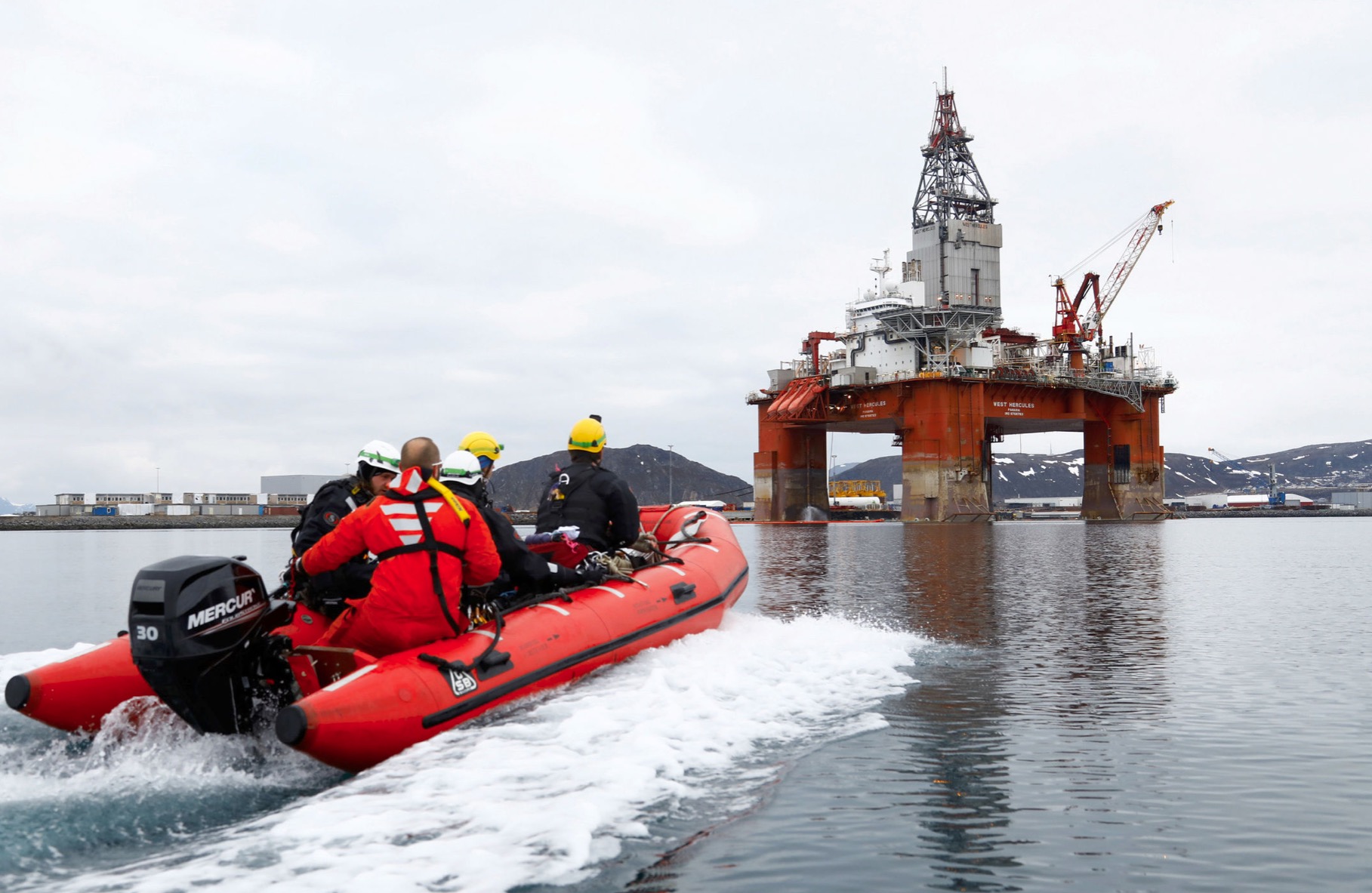 Activists Storms Drilling Rig Over Climate Change