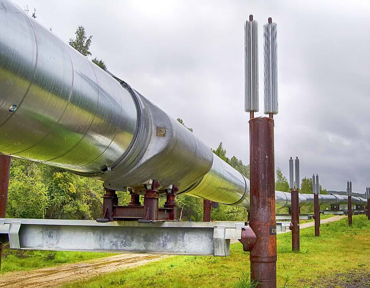 Trump Admin Cuts Pipeline And Fuel Transport Red Tape, Promising Lower ...
