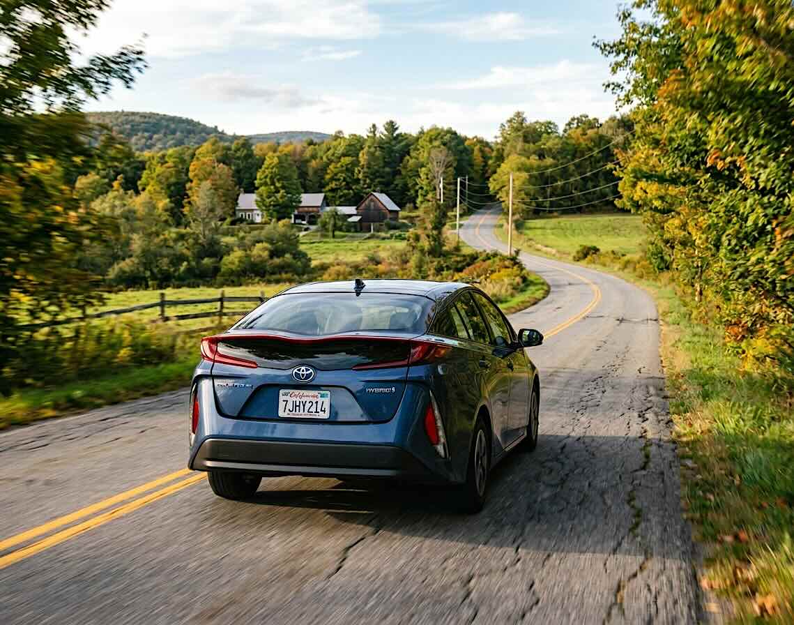 Trump DOE Redirects $1.7B In Biden EV Grants To Boost Hybrid ...